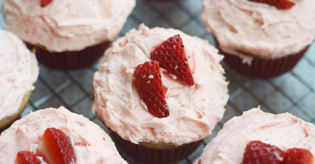 Strawberry Milkshake Cupcakes Recipe - MakeBetterFood.com